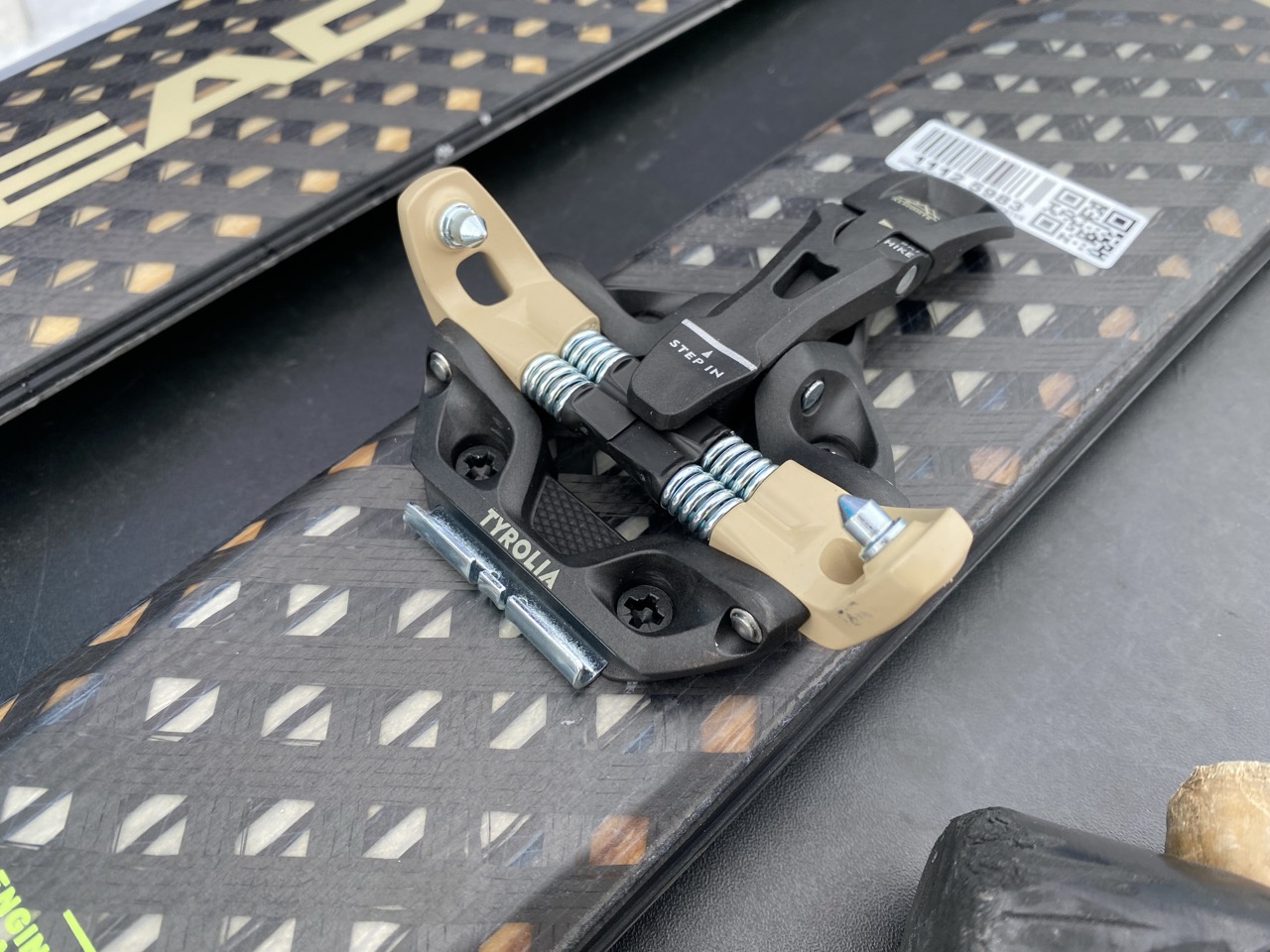 Guide comparatif des fixations de ski de rando 2025 - Blog Montania Sport